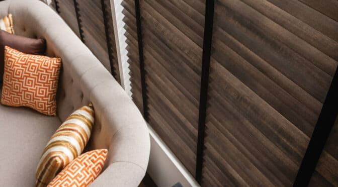 How to Bring The Feeling of Fall Indoors: Autumn Window Trends